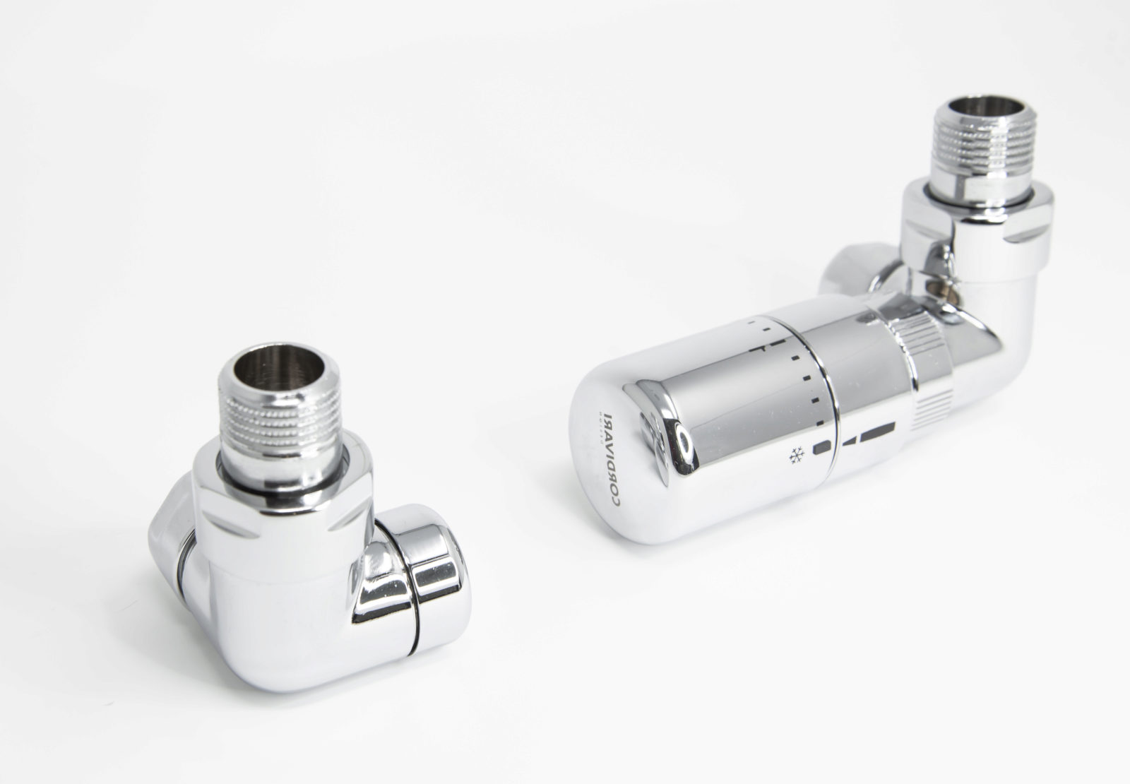 Bad- und Designheizkörper Zoe Max Vertikal | Elements Show